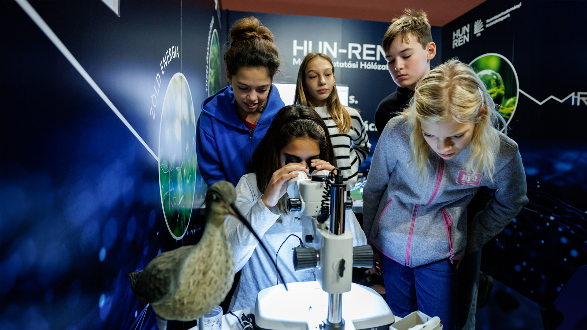 A Close Encounter with Cutting-Edge Research and Researchers | HUN-REN